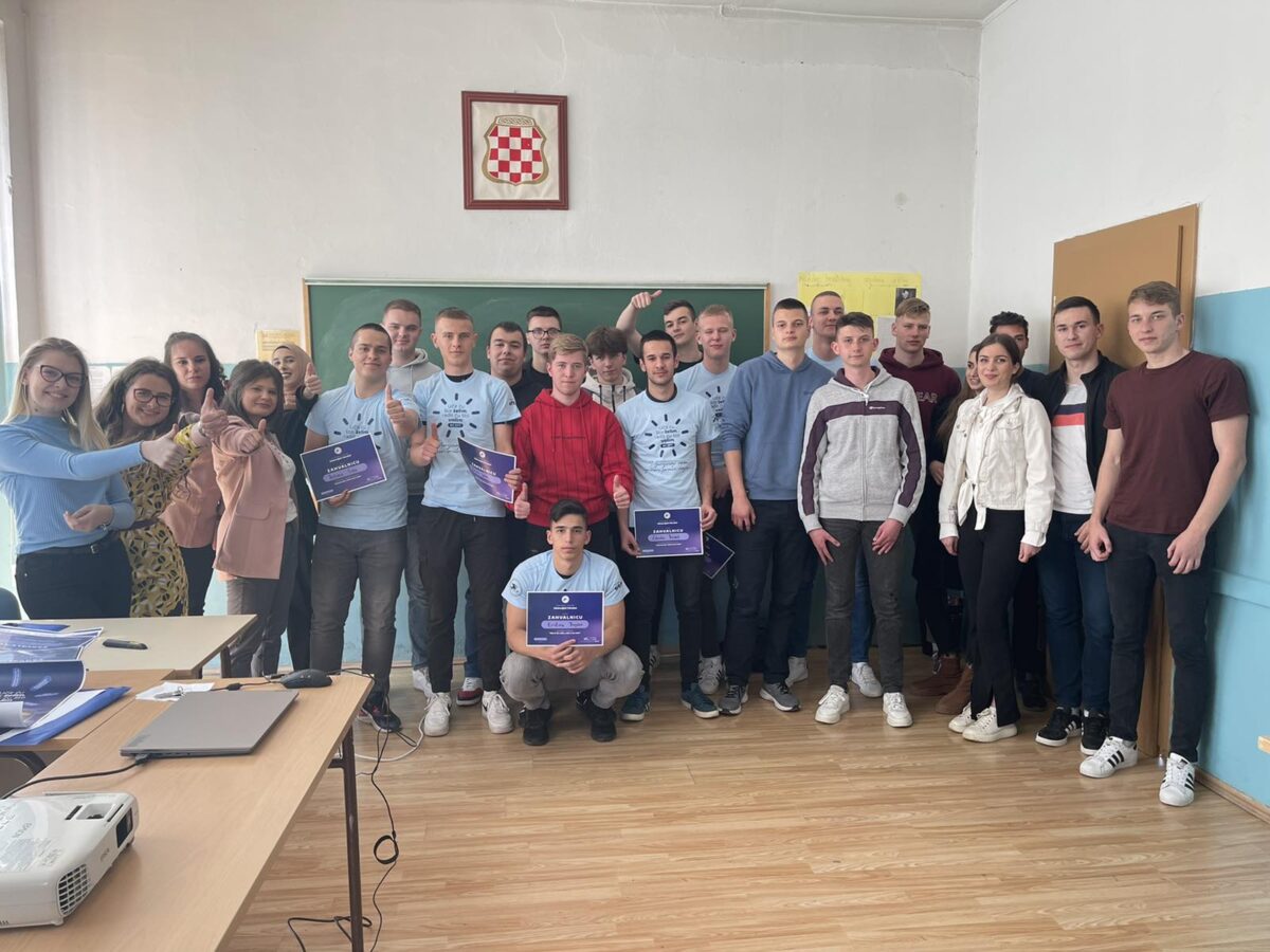 Posjeta Srednjoj školi “Novi Travnik” – Edukacijski fakultet ...